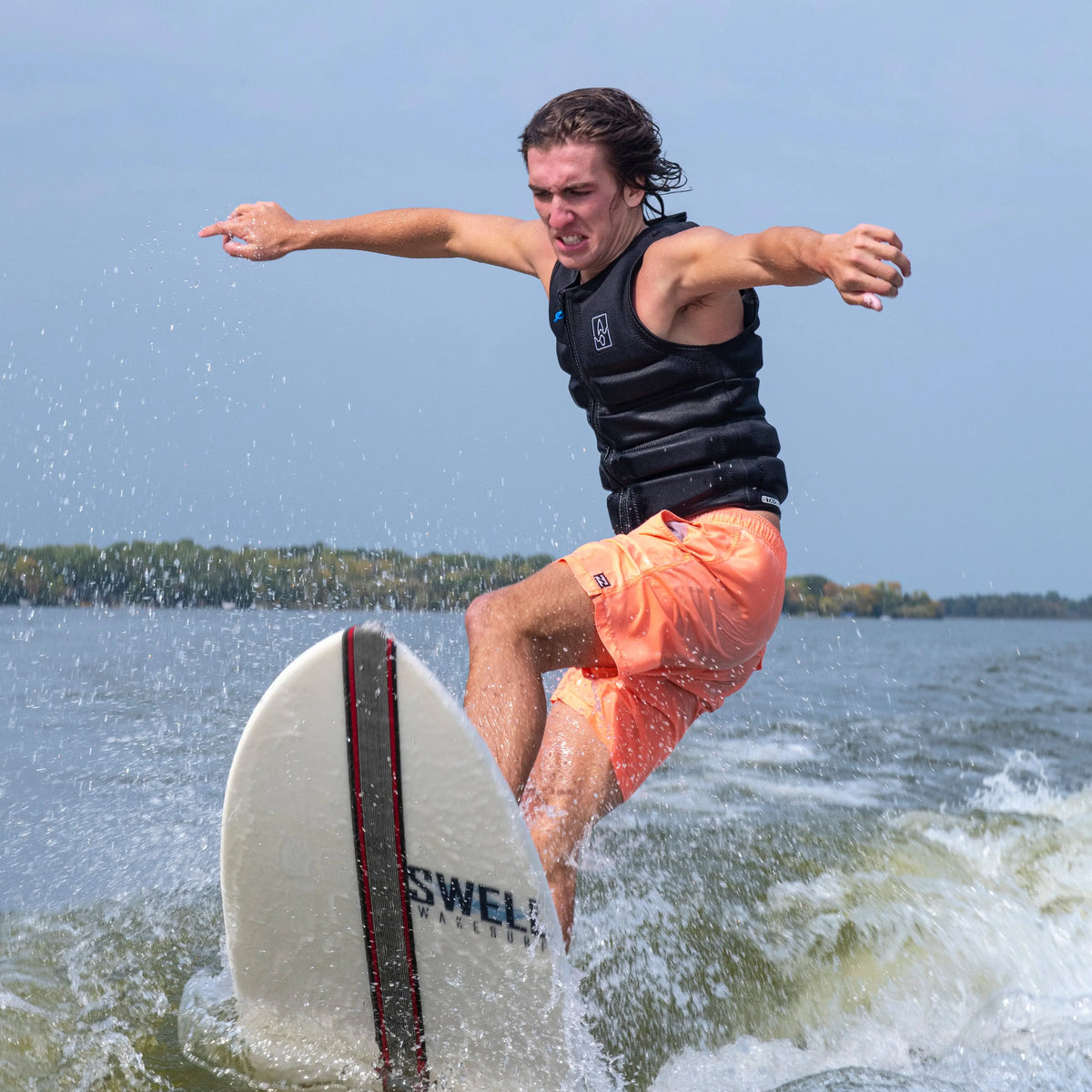 Wakesurf Vests - Men's & Women's Life Jackets - Non-C.G.A. | SWELL Wakesurf